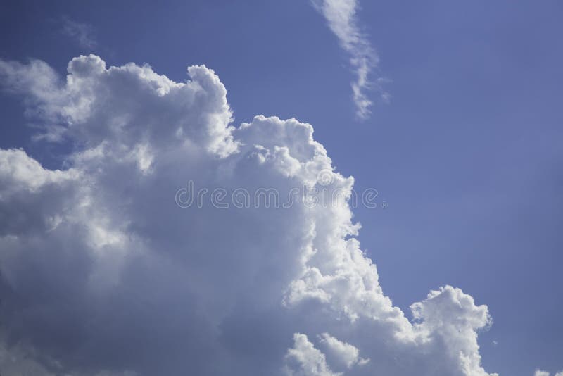 Nuvole 3 fotografia stock. Immagine di nubi, cumulo, luce - 2260046
