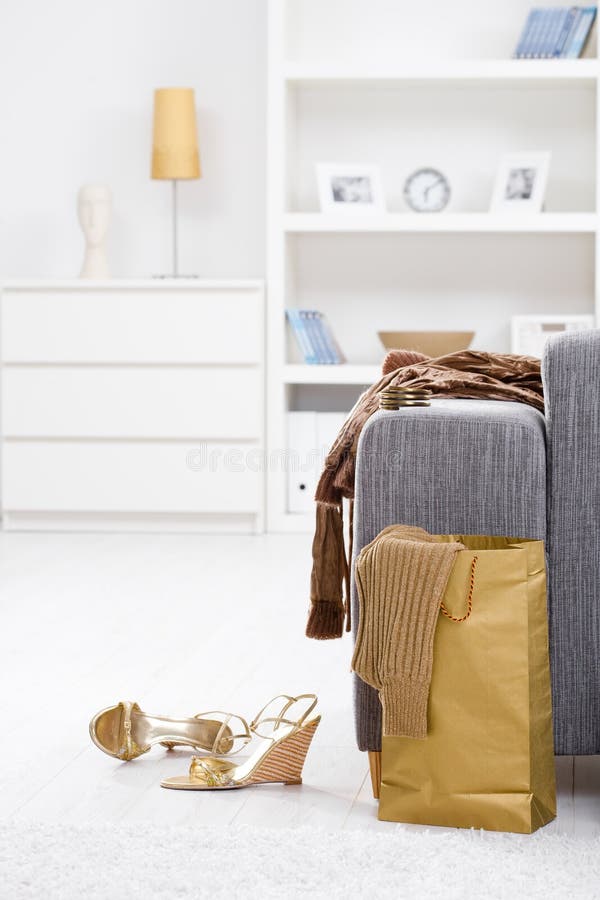 Nueva ropa foto de archivo. Imagen de detalle, lifestyle - 10629522