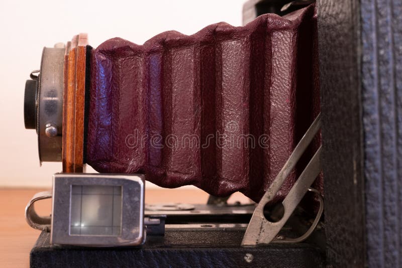 Number 2 Folding Brownie Camera Model a Editorial Photo - Image of ...