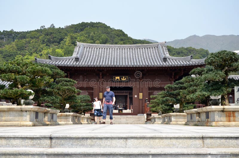 Nunnery de Lin do qui foto editorial. Imagem de bonito - 24364241