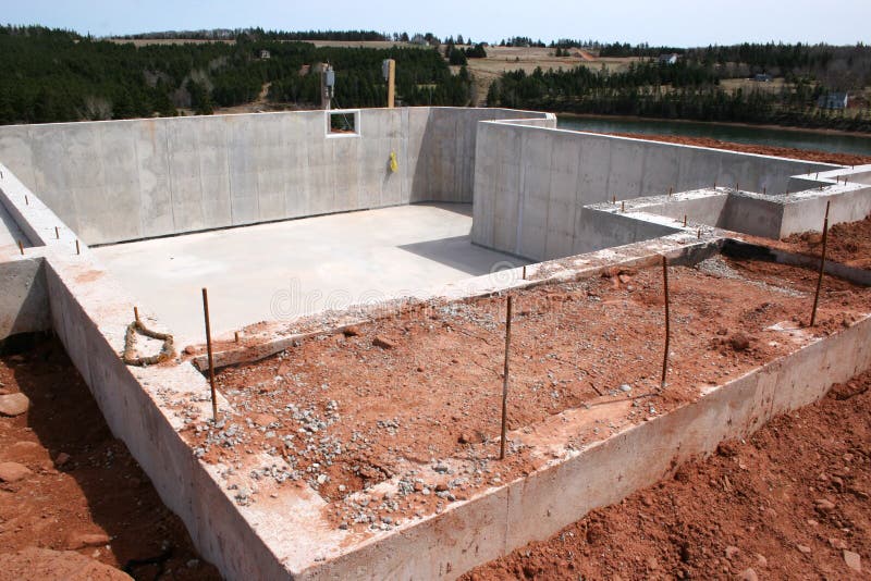 Nuovo Fondamento Del Basamento Immagine Stock - Immagine di appaltatore ...