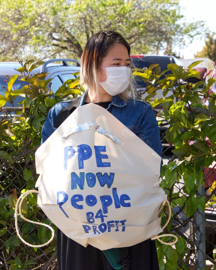 Nurses at Alameda Hospital Protesting Inadequate Personal Protective ...