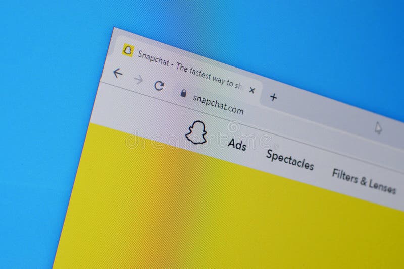 Snapchat Homepage editorial photography. Image of user - 31395342