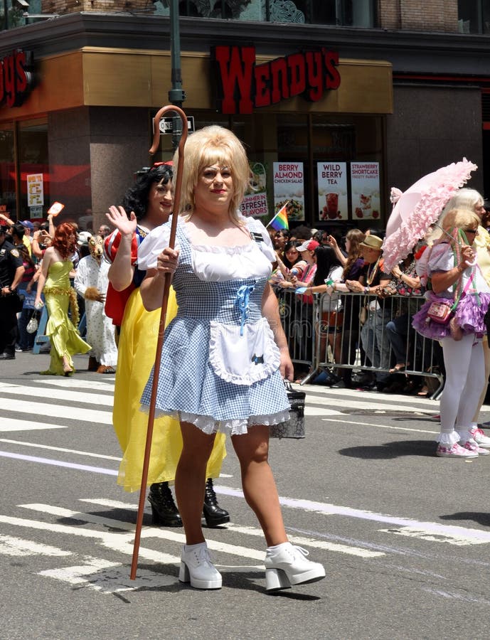 NYC: 2012 Gay Pride Parade editorial photography. Image of heels - 25456057