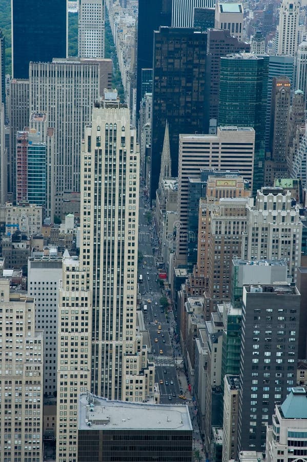 NYC 5th Avenue stock image. Image of avenue, city, district - 4596359