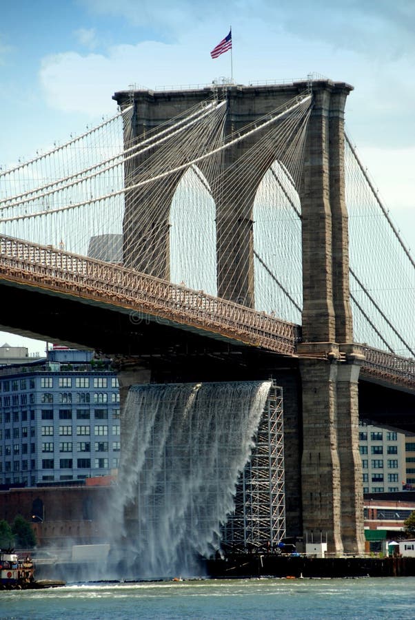 NYC: the Brooklyn Bridge editorial image. Image of eliasson - 14280445