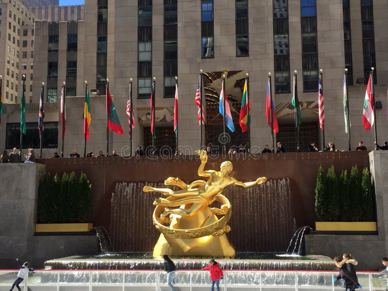 Rockefeller plaza editorial stock photo. Image of plaza - 105433293