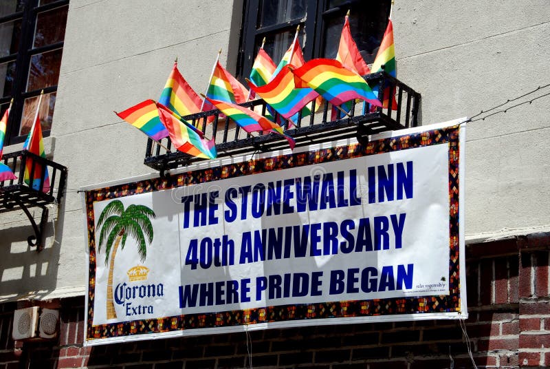 NYC: Historic Stonewall Inn Editorial Photo - Image of june, street ...