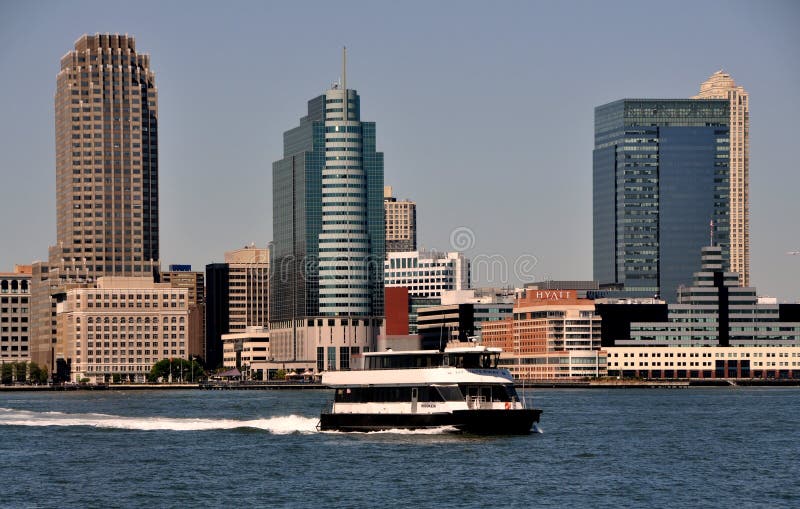NYC: NY Waterways Ferry on Hudson River Editorial Photography - Image ...