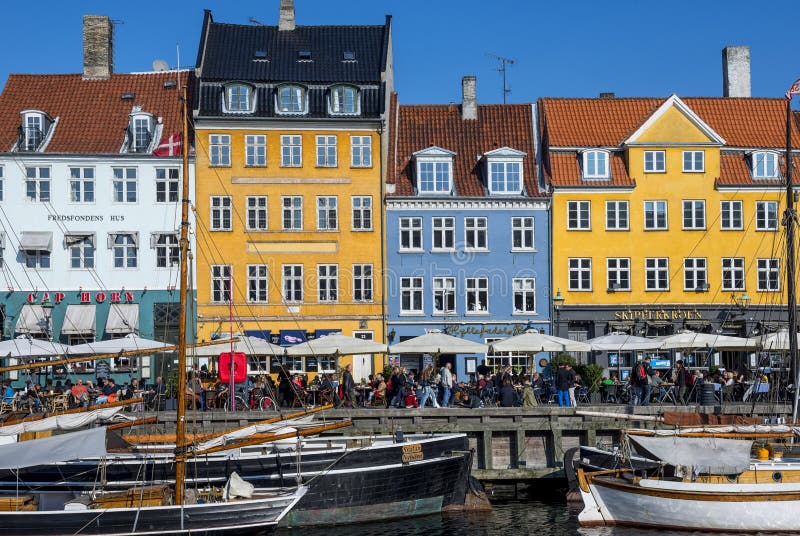 Nyhavn, Kopenhagen stockfoto. Bild von fassade, tourist - 39557910