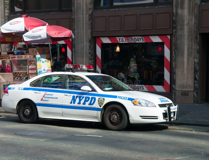 Polizeiwagen NYPD Chevrolet Impala in NYC Redaktionelles Stockbild ...