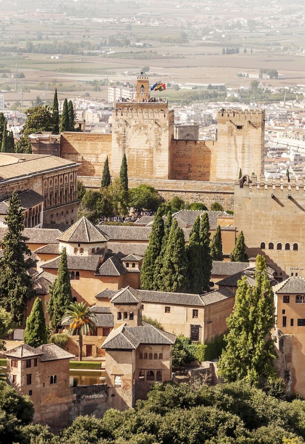 O Alhambra em Granada imagem de stock. Imagem de espanha - 52323805