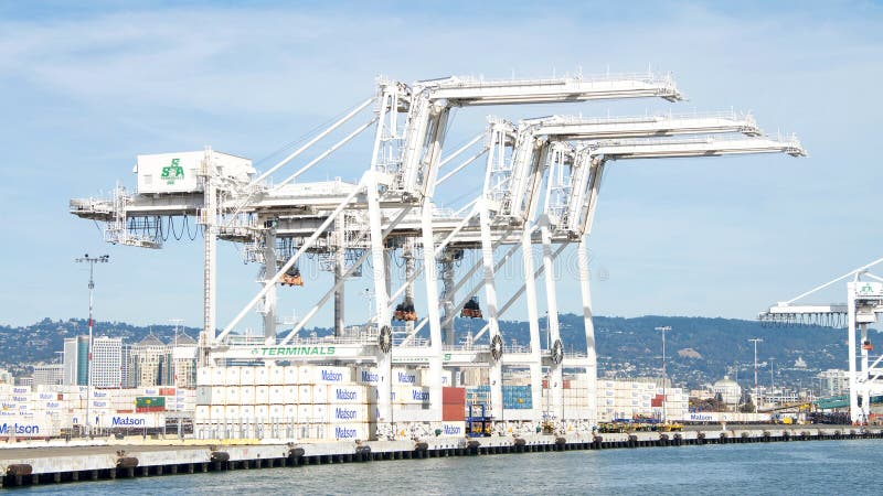 O Cargo Super Panamax Cranes No Porto De Oakland Fotografia Editorial ...