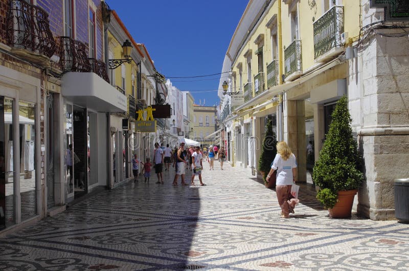 O Centro Comercial Em Faro, Portugal Imagem de Stock Editorial - Imagem ...