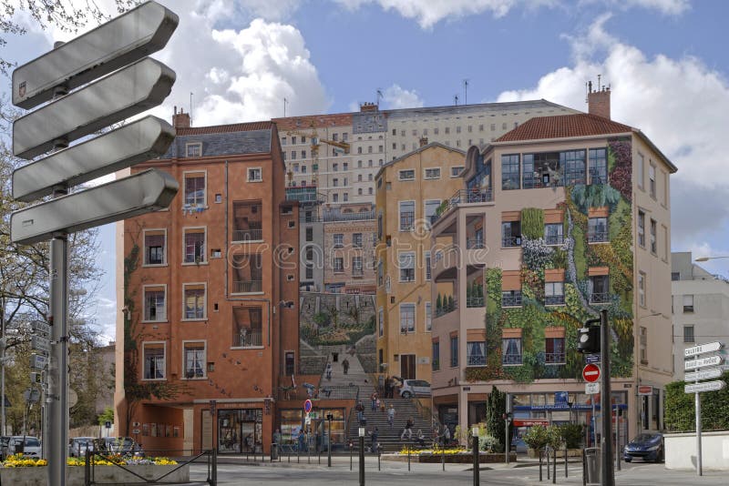 O Mural Dos Canuts Em Croix-Rousse Imagem Editorial - Imagem de maior ...