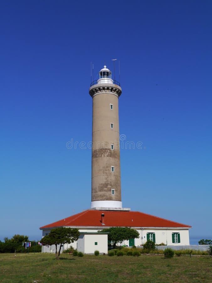 O farol de Veli Rat foto de stock. Imagem de luzes, penhasco - 31803042