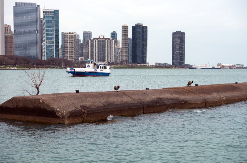 O Lago Michigan Em Chicago, Illinois Foto de Stock Editorial - Imagem ...