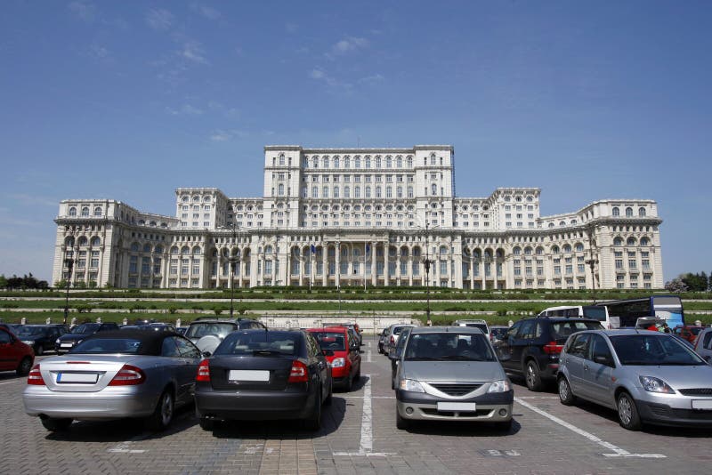 O parlamento romeno imagem de stock. Imagem de paisagem - 18829779