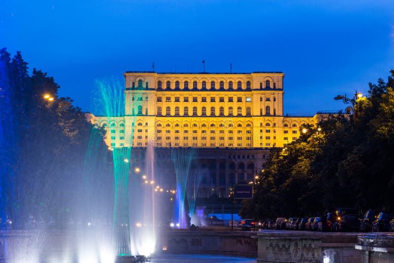 O parlamento romeno imagem de stock. Imagem de paisagem - 18829779