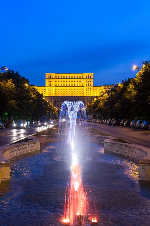O parlamento romeno imagem de stock. Imagem de paisagem - 18829779