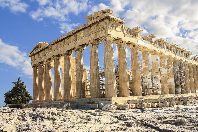 O Partenon de Atenas foto de stock. Imagem de museu, azul - 58611964