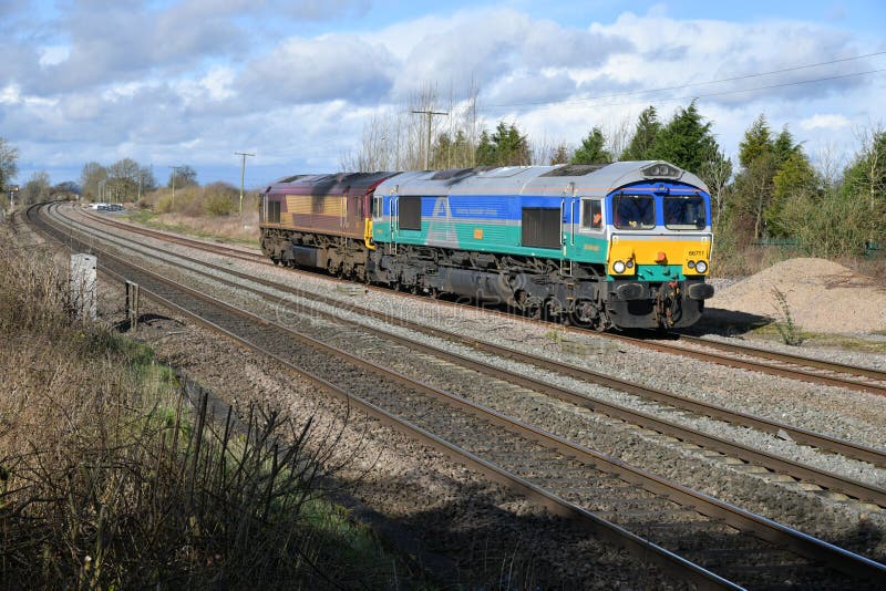 Class 66 66711 and 66050 Working 0O01 10:18 Scunthorpe To Eastleigh ...