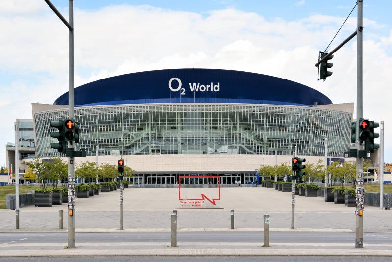 O2 World Arena editorial stock photo. Image of audience - 56407603