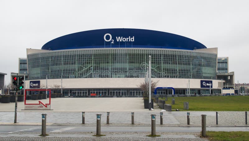 O2 world berlin editorial photo. Image of modern, event - 18152871