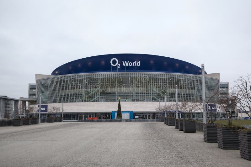 O2 world berlin editorial photo. Image of modern, event - 18152871