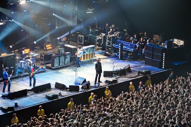 Oasis editorial stock image. Image of volume, instrument - 13532314