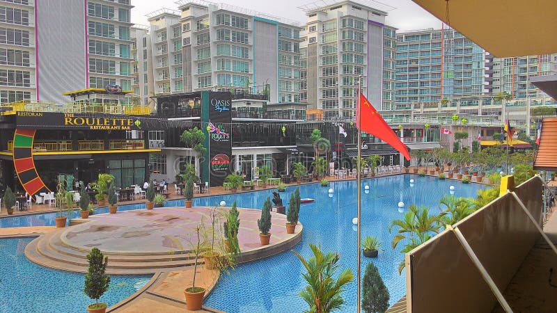 Oasis square editorial image. Image of kuala, city, downtown - 43894860