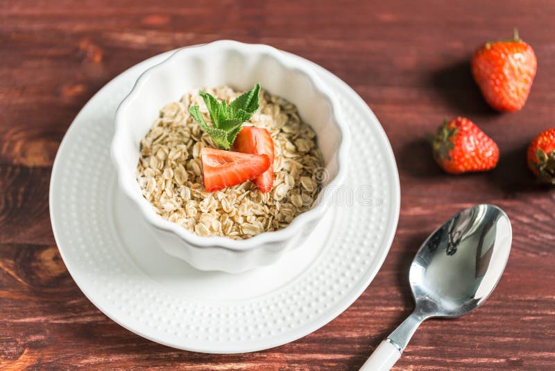 Oat Porridge in a White Plate Stock Image - Image of grain, honey: 94751665