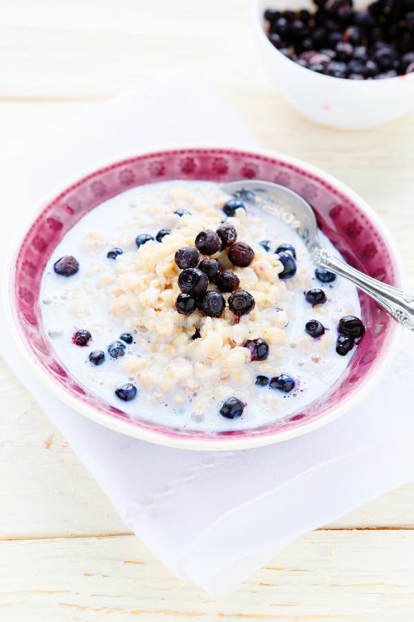 Oatmeal with Blueberries for Breakfast Stock Photo - Image of dairy ...