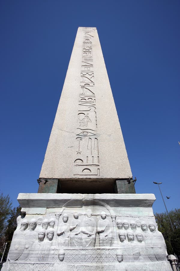 Obelisco antiguo de Egipto foto de archivo. Imagen de monumental - 18124944