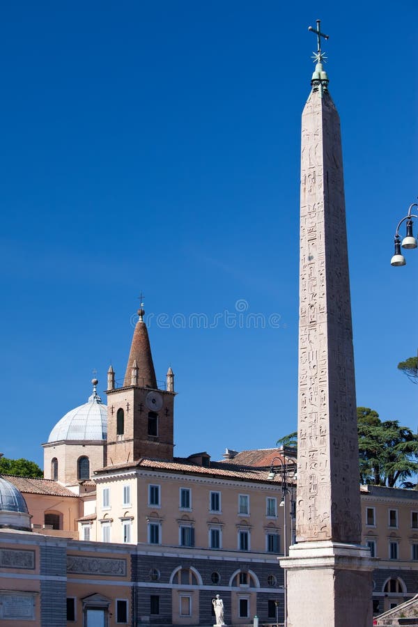 Obelisco Egipcio Antiguo. Roma. Italia Imagen de archivo - Imagen de ...