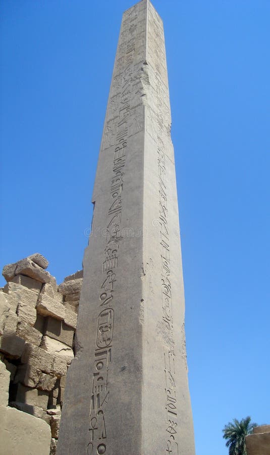 Obelisk in Karnak temple stock image. Image of tall, ruins - 4362687