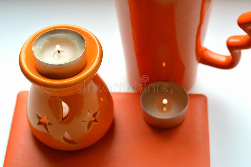 Objetos anaranjados foto de archivo. Imagen de objetos - 95752496