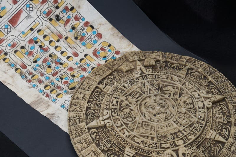 Objetos de la cultura maya foto de archivo. Imagen de misterioso ...