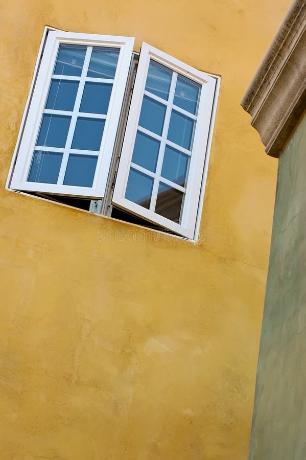 404 Oblique Window Stock Photos - Free & Royalty-Free Stock Photos from ...