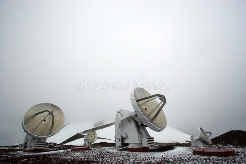Observatories and snow stock image. Image of mauna, telescope - 12962445