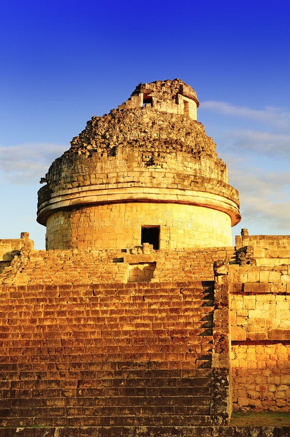 Caracol Mayan Observatory Chichen Itza Mexico Stock Photo - Image of ...