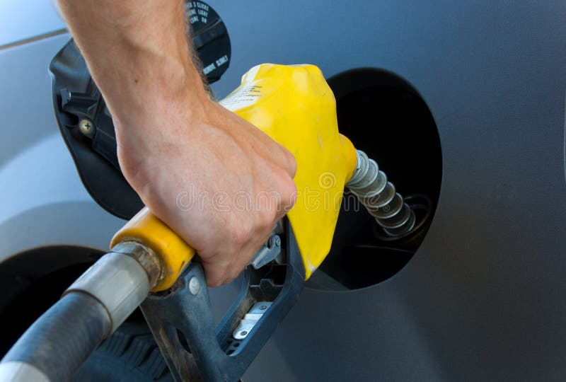 Obtention Du Gaz Ou De L'essence Image stock - Image du gicleur ...