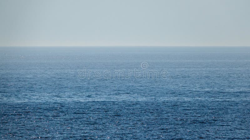Océano Infinito Horizonte En El Mar Sin Fin Imagen de archivo - Imagen ...