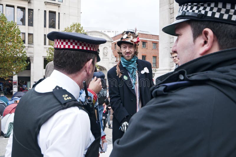 Occupy London protesters editorial photography. Image of demand - 21842677