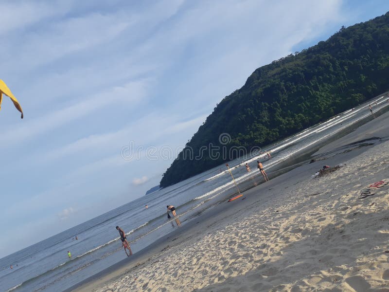 Ocean beach vacation editorial stock photo. Image of wave - 213564053