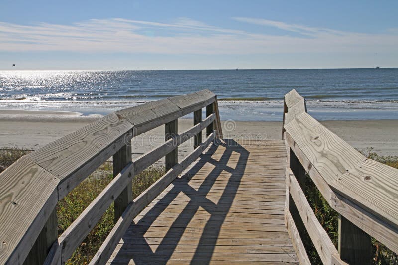 Ocean Boardwalk stock image. Image of tropics, shoreline - 35056953