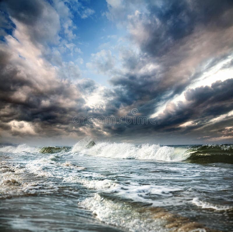 Ocean and dramatic sky stock image. Image of beautiful - 21071179
