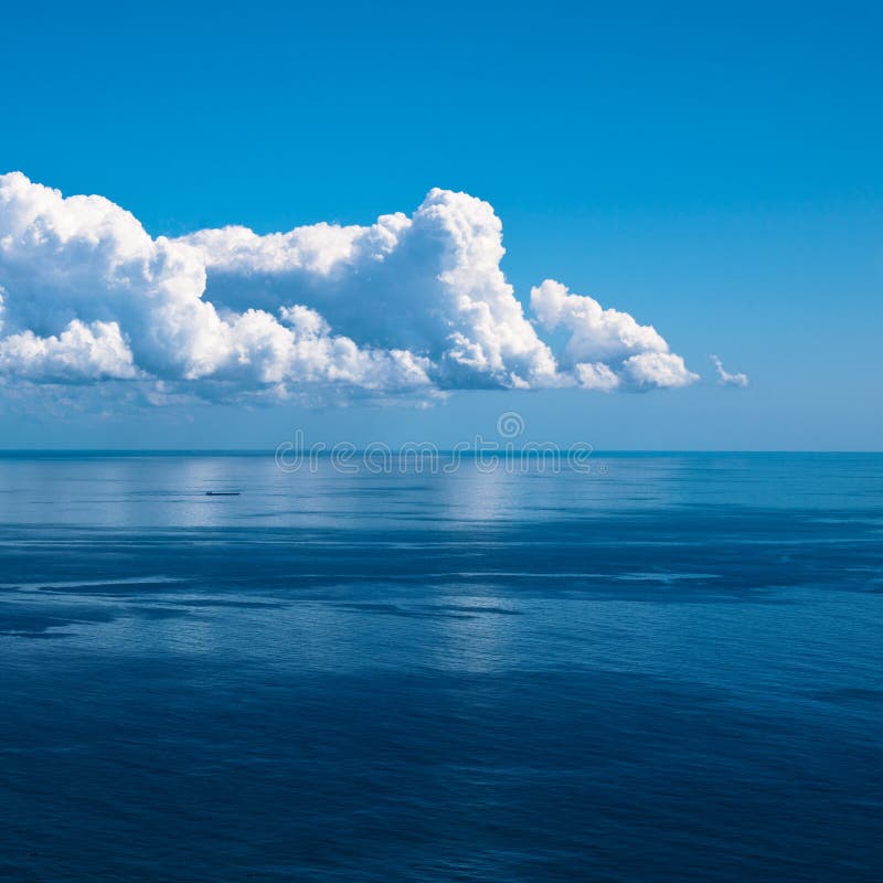 Ocean and perfect sky stock image. Image of global, light - 25167353