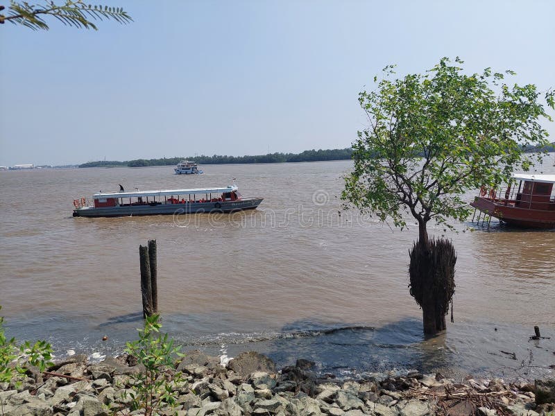 Ocean River Ocean Outside Outdoors Summer Sunshine Stock Image - Image ...