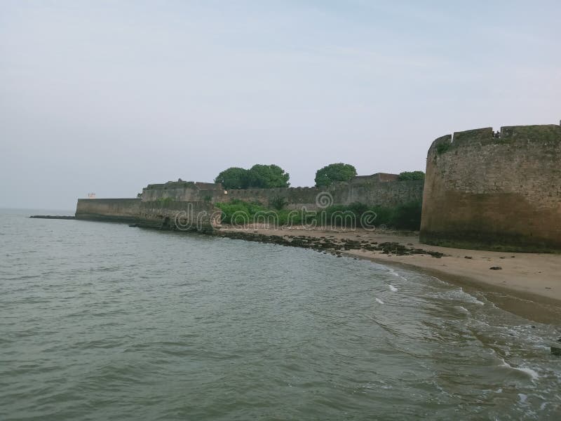Ocean side fort in gujrat stock image. Image of fort - 209435687